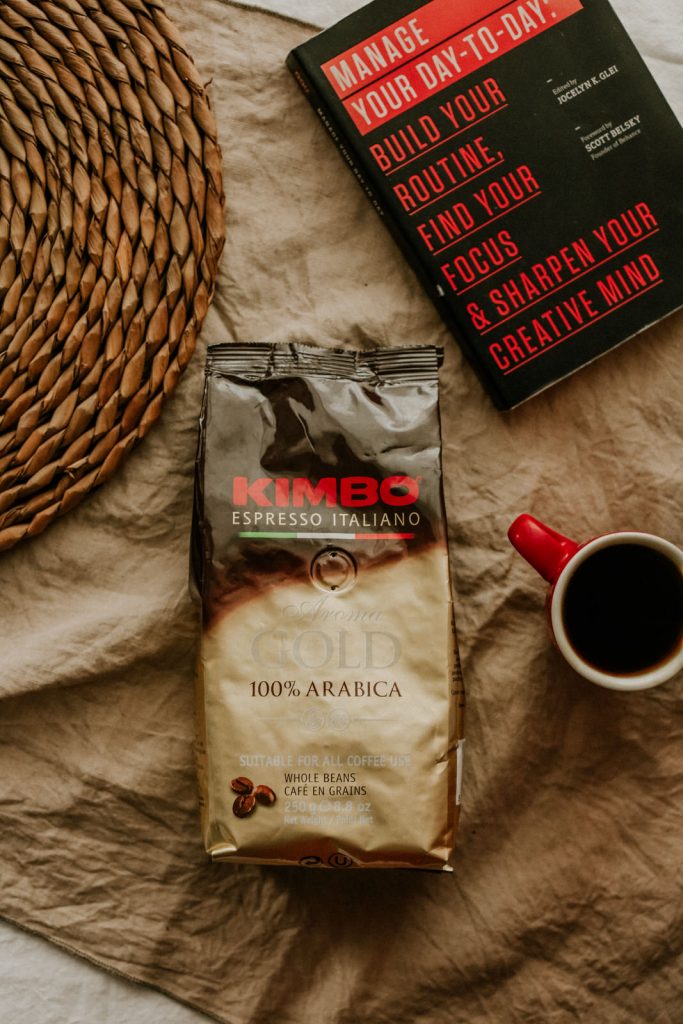 Cafea boabe KIMBO 100% Arabica 250 g – Fruit Box